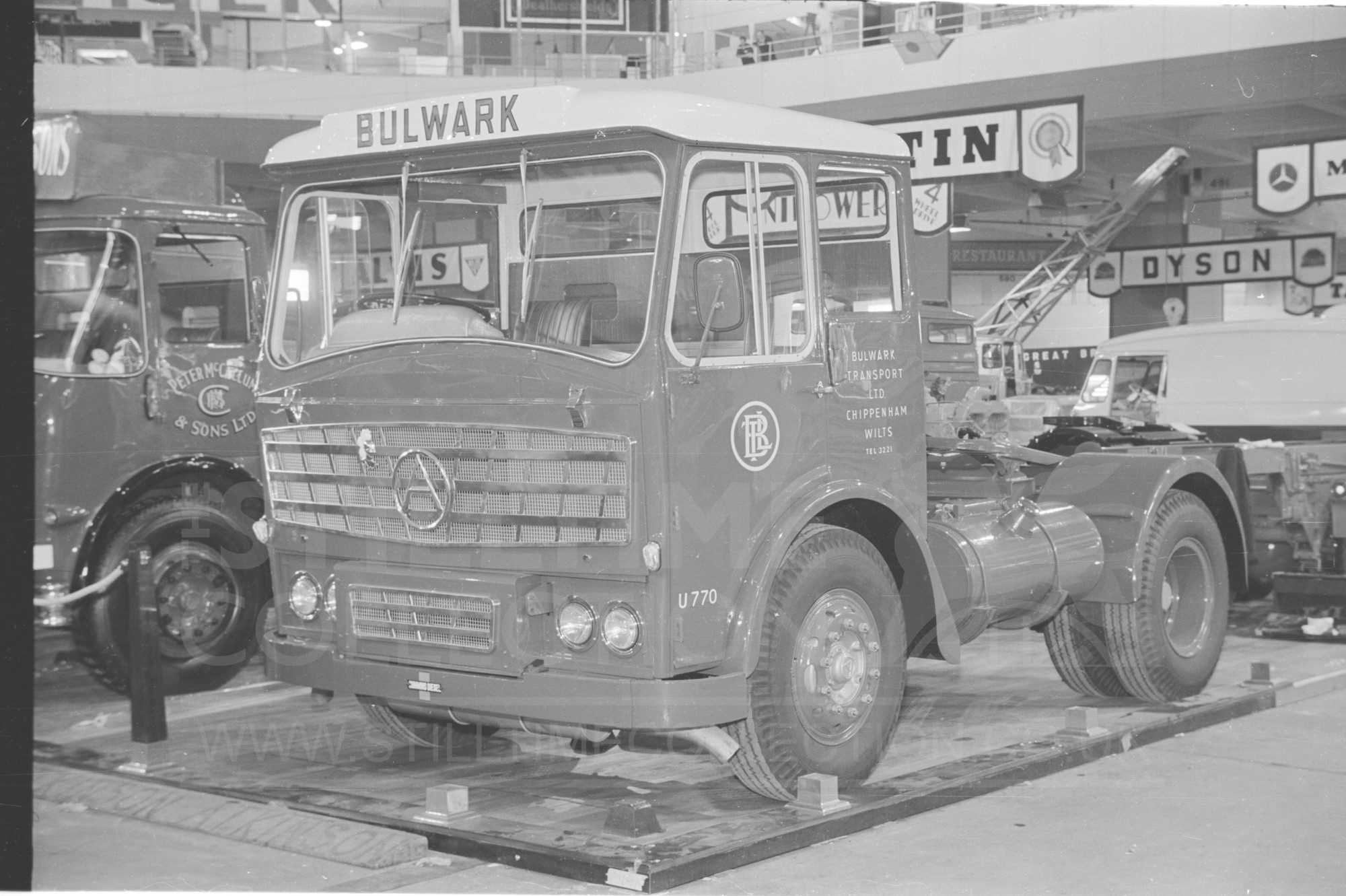 tpt transport truck lorry wagon motor engine show presentation ...