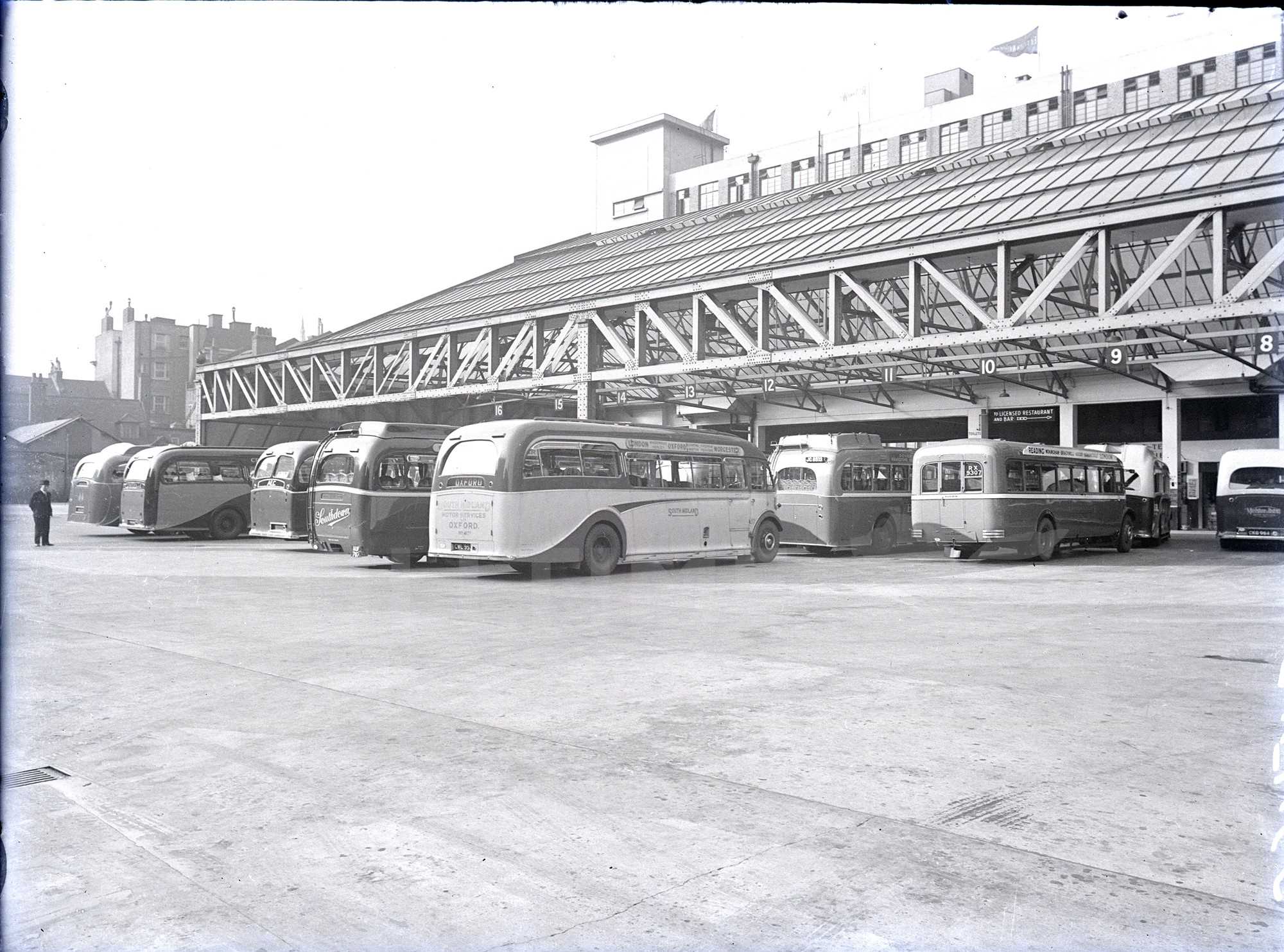 tpt transport bus minibus double decker coach station train rail ...