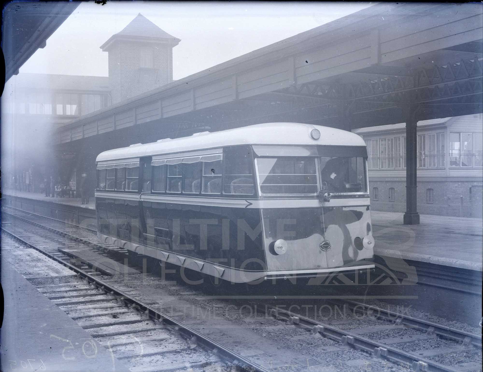 tpt transport rail train railway station railcar nuneaton | The ...