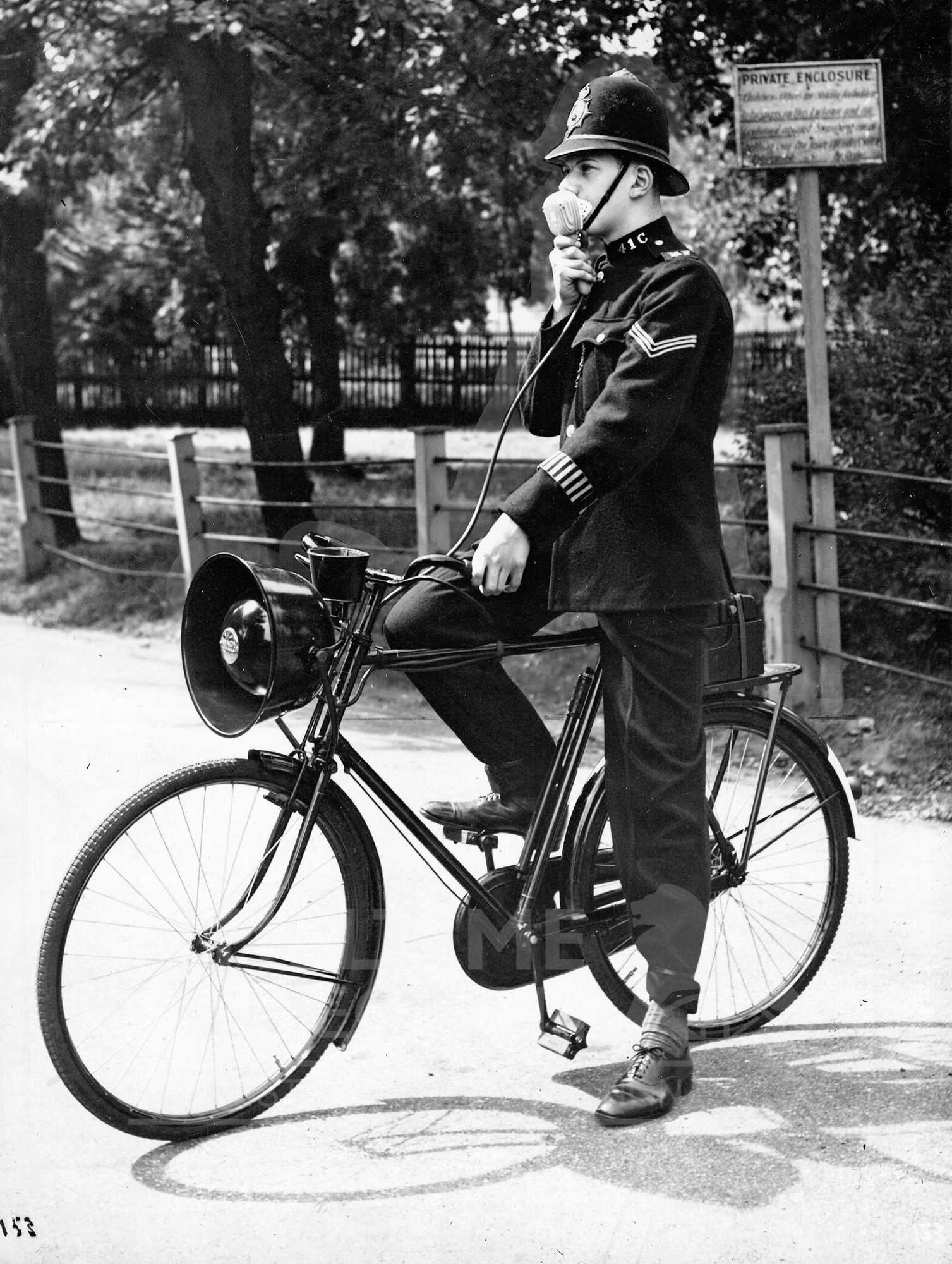 police plod policeman copper cop courtesy patrol hyde park corner ...