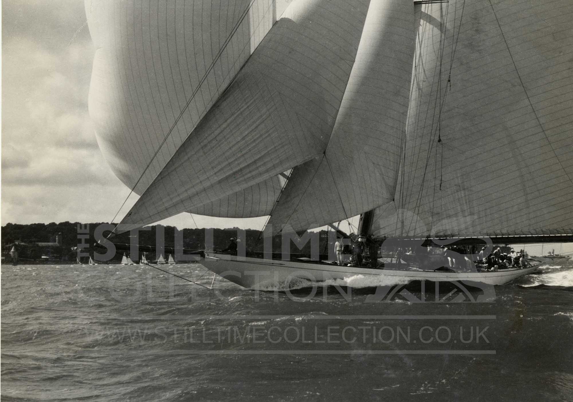 sea water tide ship boat sail yachts strong picture | The Stilltime ...