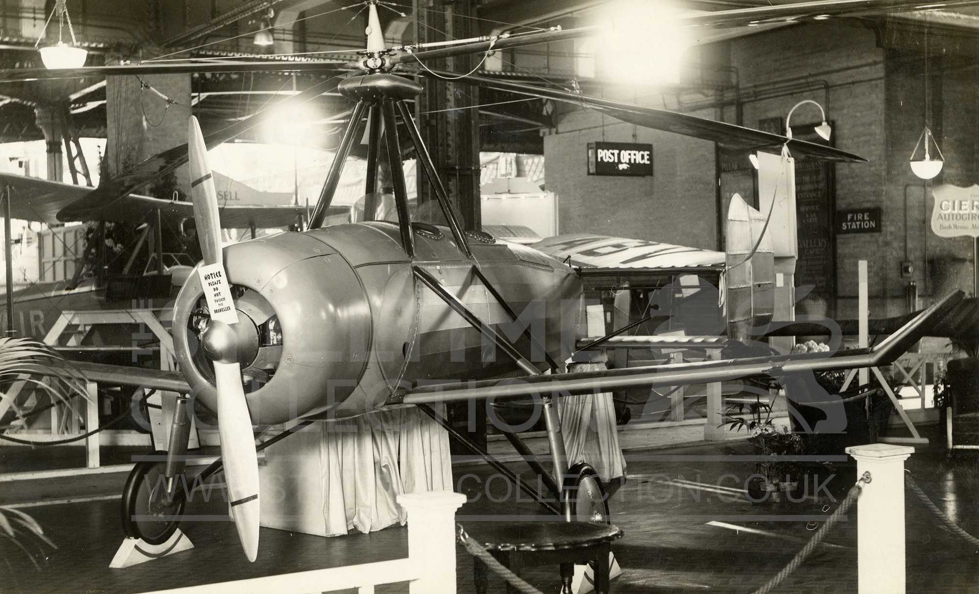 tpt transport aircraft plane vehicle airplane flight flying aero ...