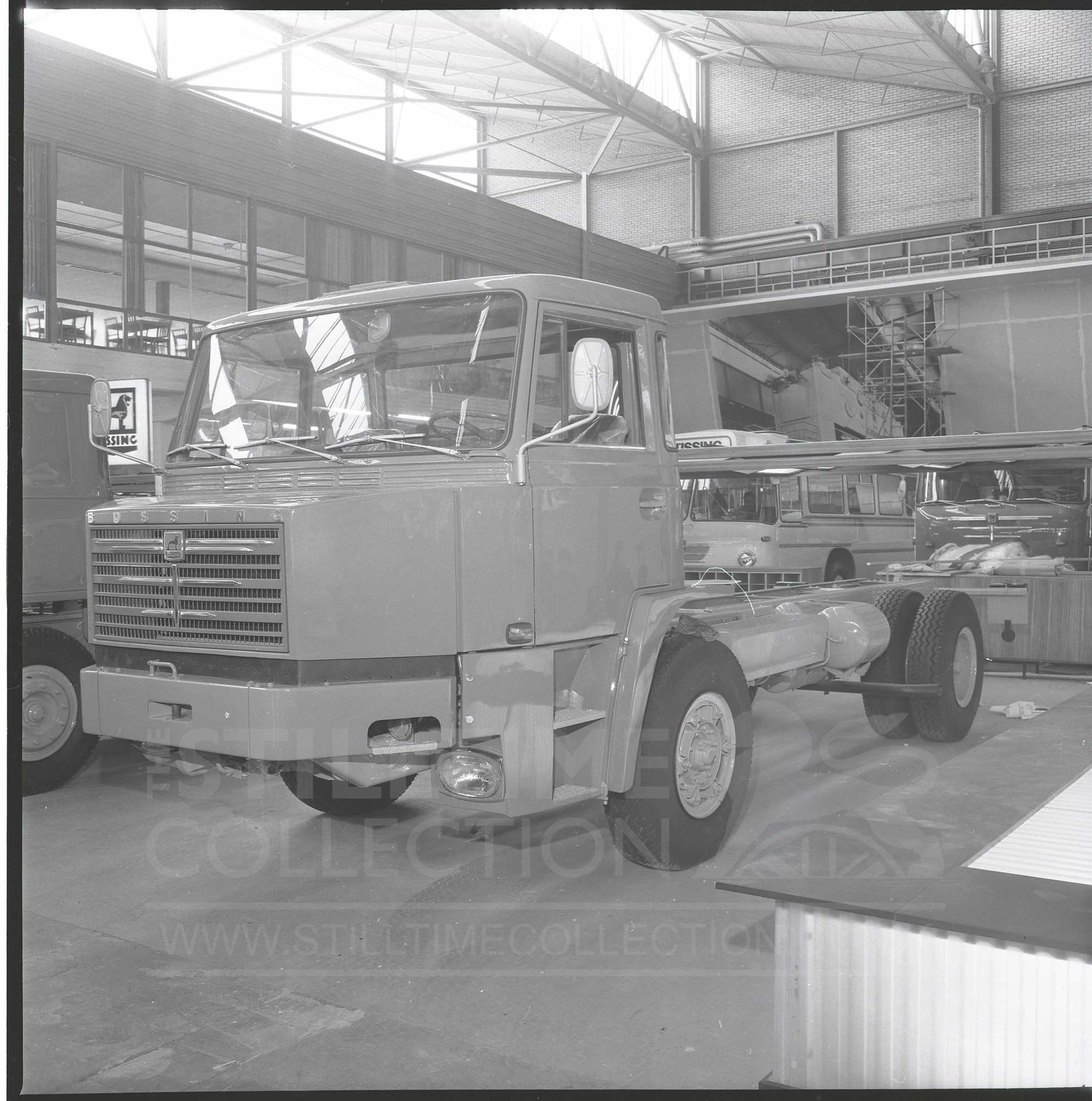 tpt transport truck lorry wagon german? motor engine show presentation ...