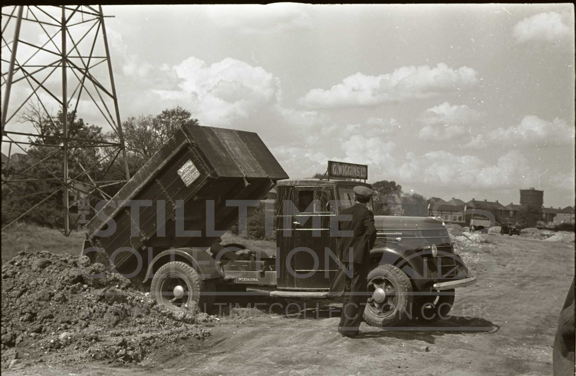 tpt transport truck lorry wagon international coy c wiggins lptb place ...