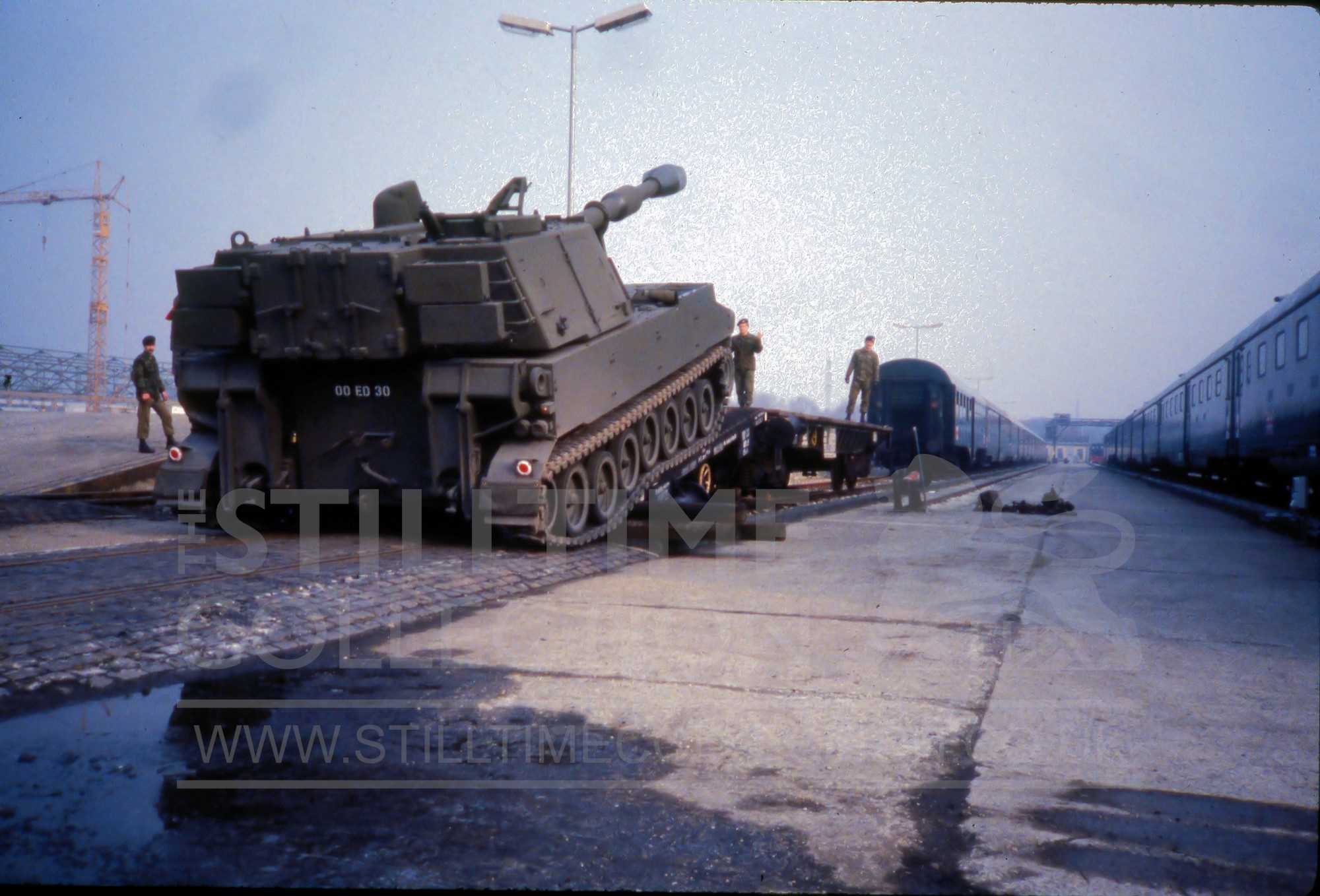 tpt transport rail train railway station military soldier war army m106 ...