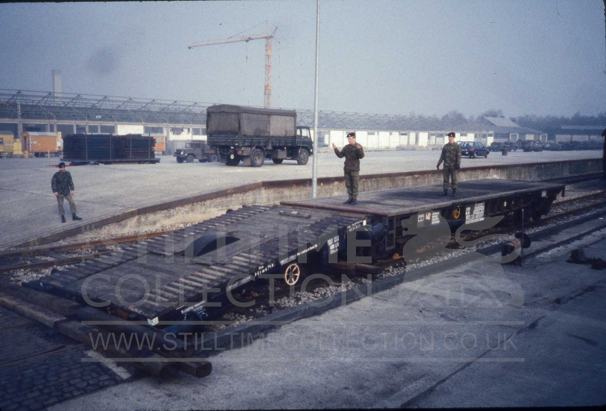 tpt transport rail train railway station military soldier war army m106 ...