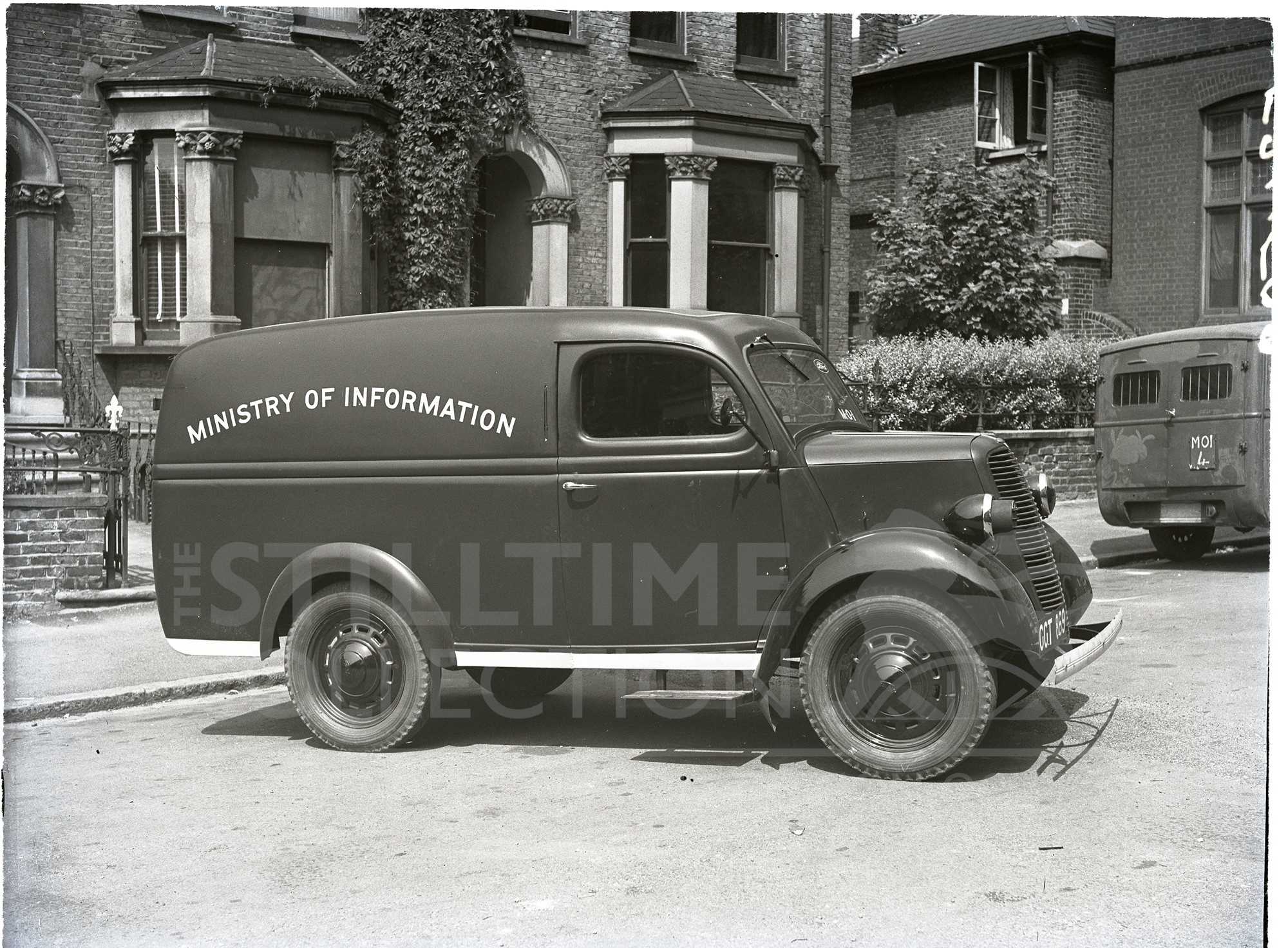 tpt transport truck lorry wagon van minivan ford ww2 world war soldier ...