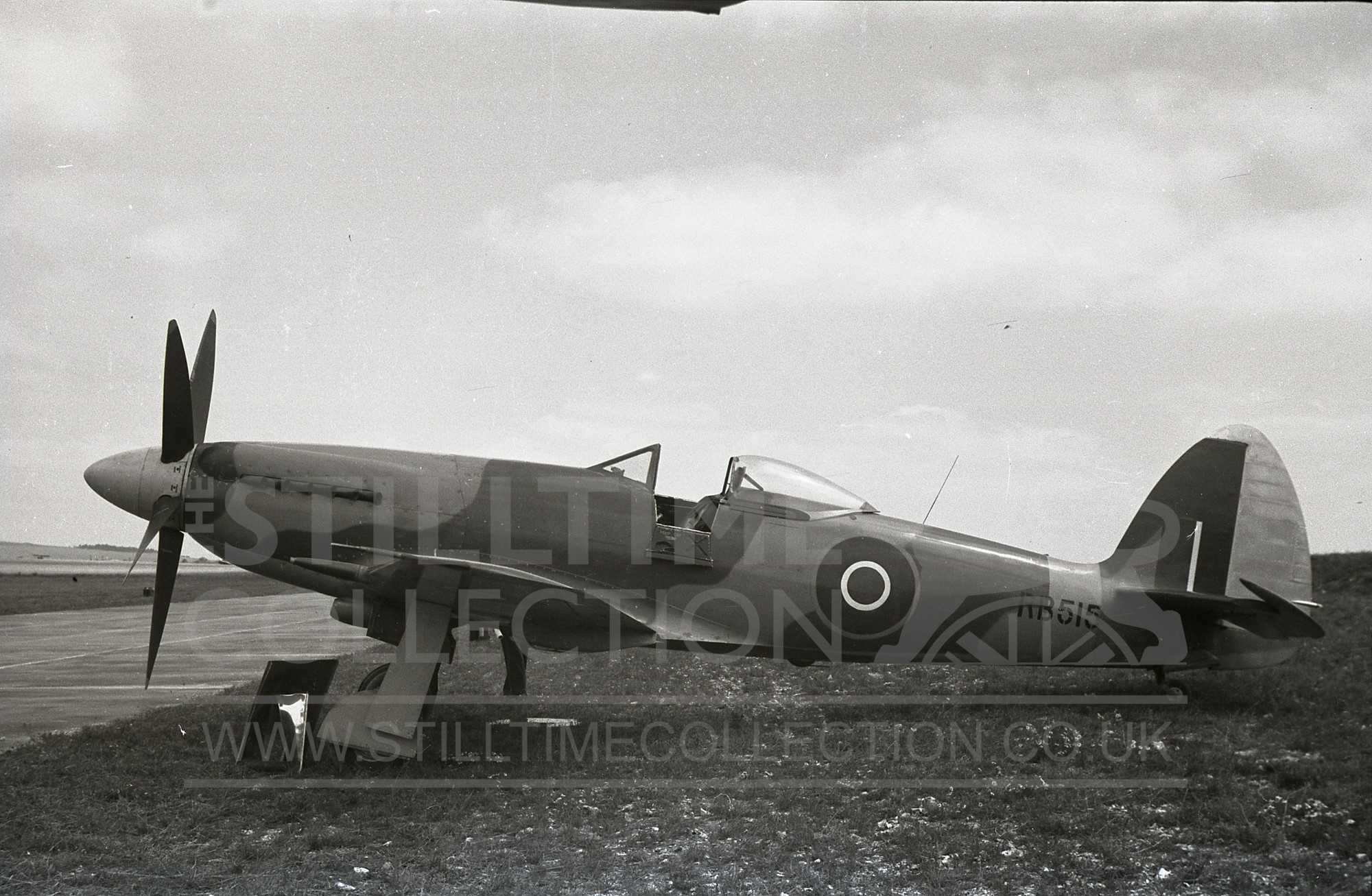 aircraft plane vehicle airplane flight flying aero tpt transport air ...