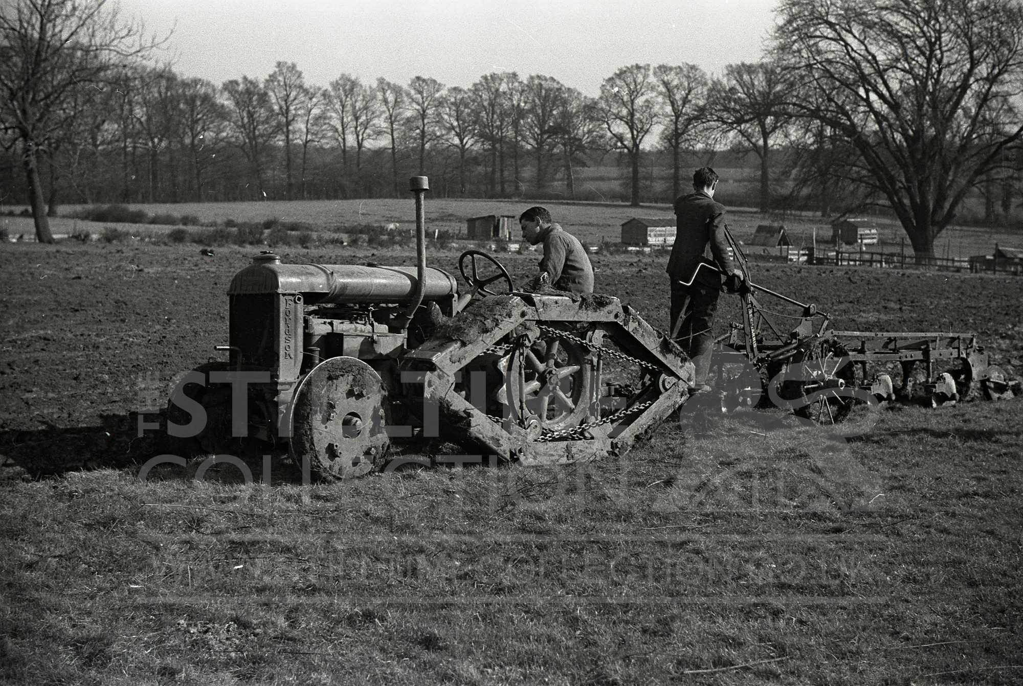 ag farm animals tracked vehicles ww2 world war soldier military army ...