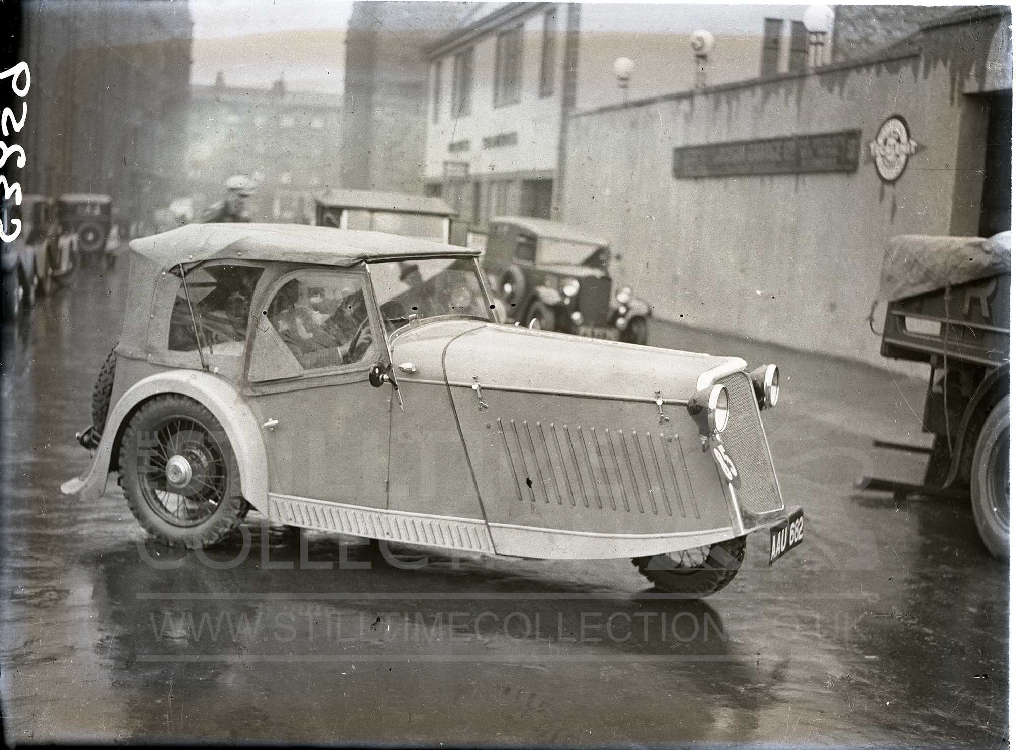 microcar tpt transport car automobile motorcar trike tricycle cycle ...