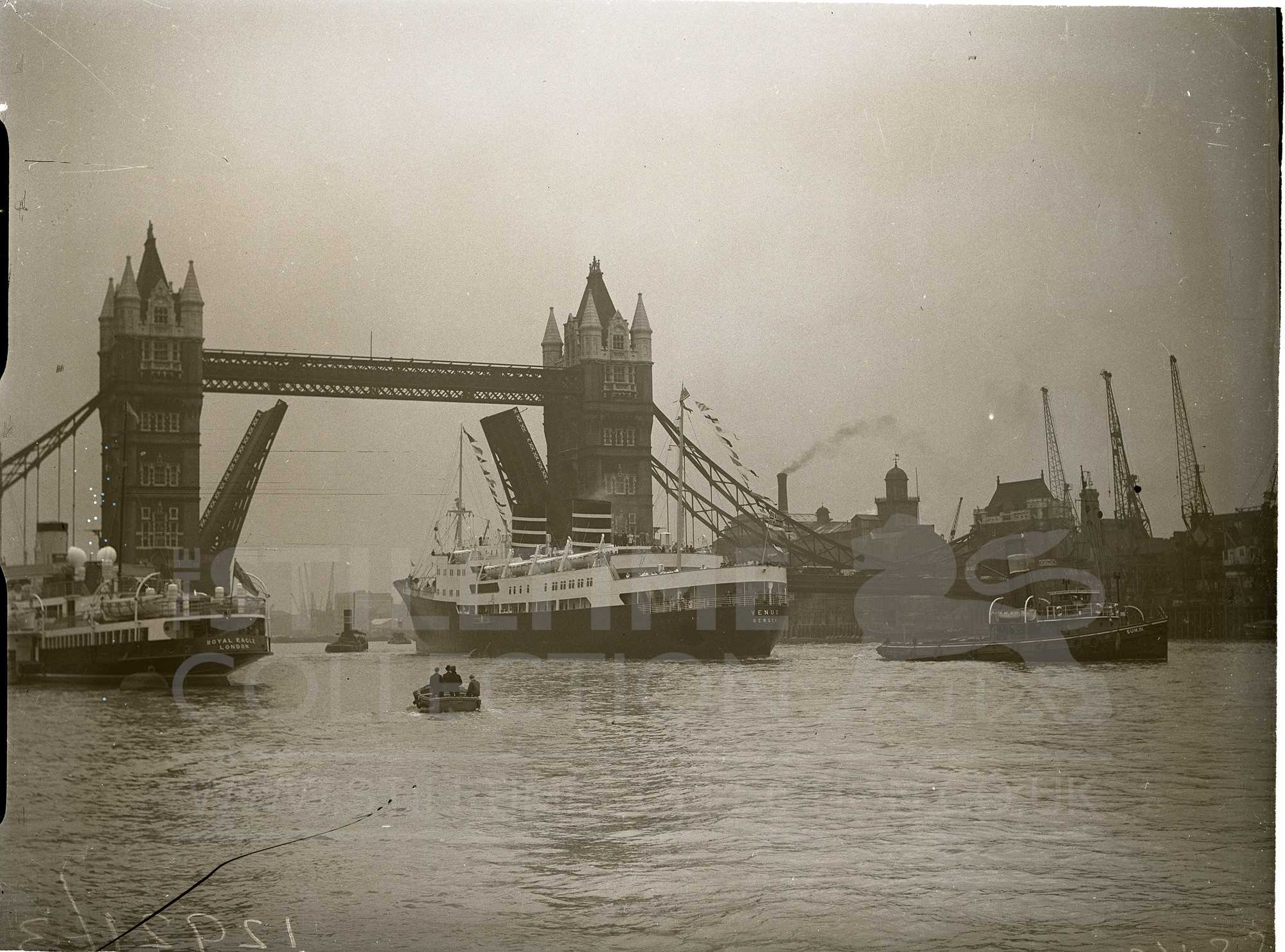 tpt transport truck lorry wagon severn bridge chepstow beachley ferry ...