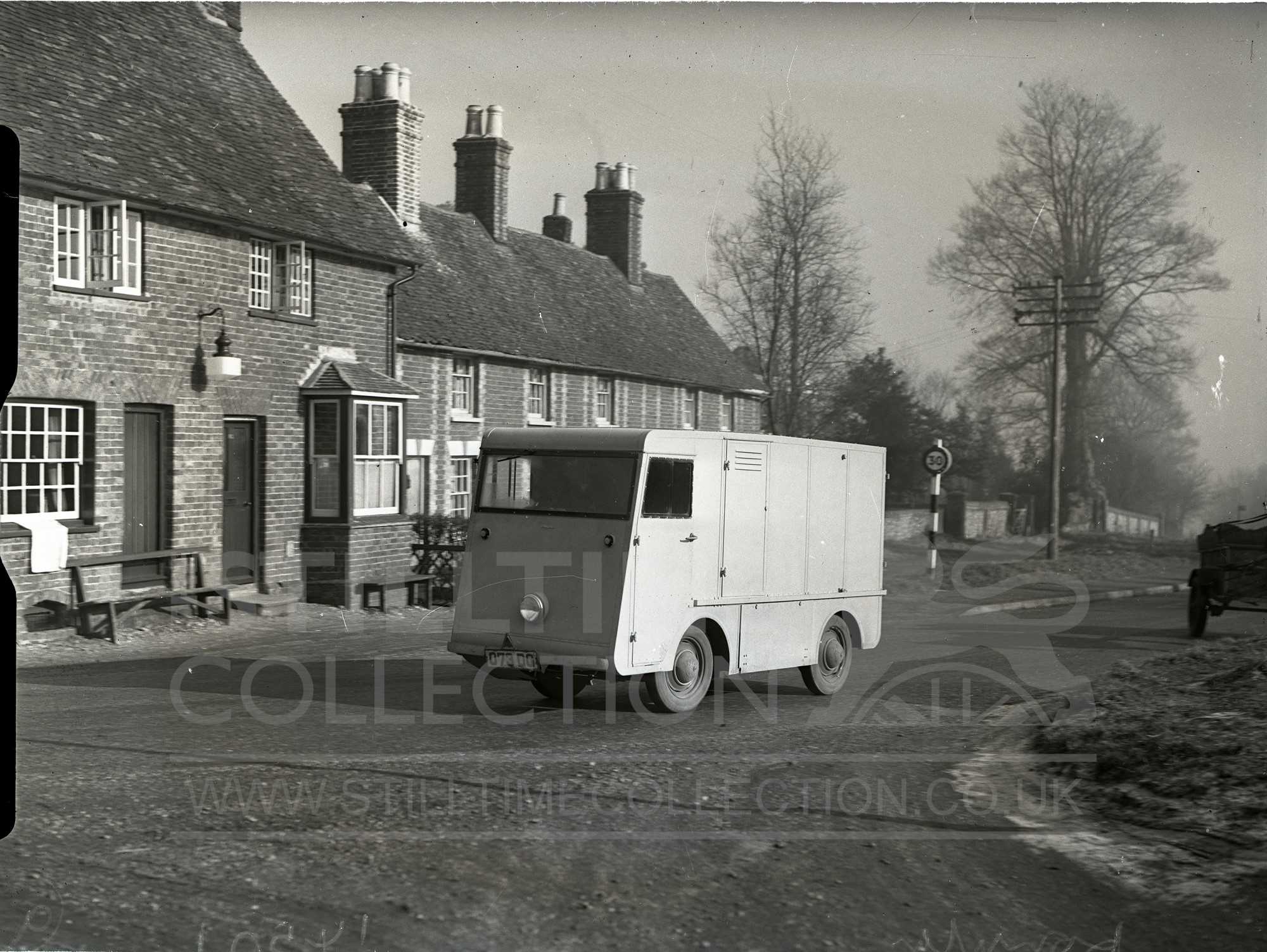 douglas electic float milk milk float tpt truck van tpt transport truck ...