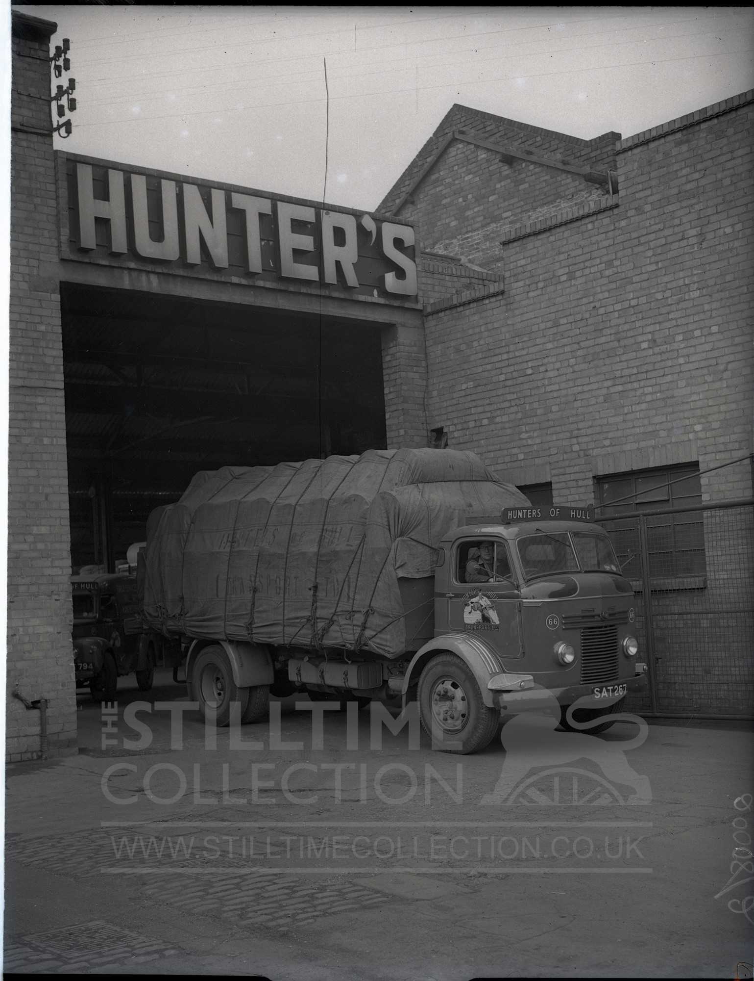 tpt transport truck lorry wagon commer hunters of hull dockside | The ...