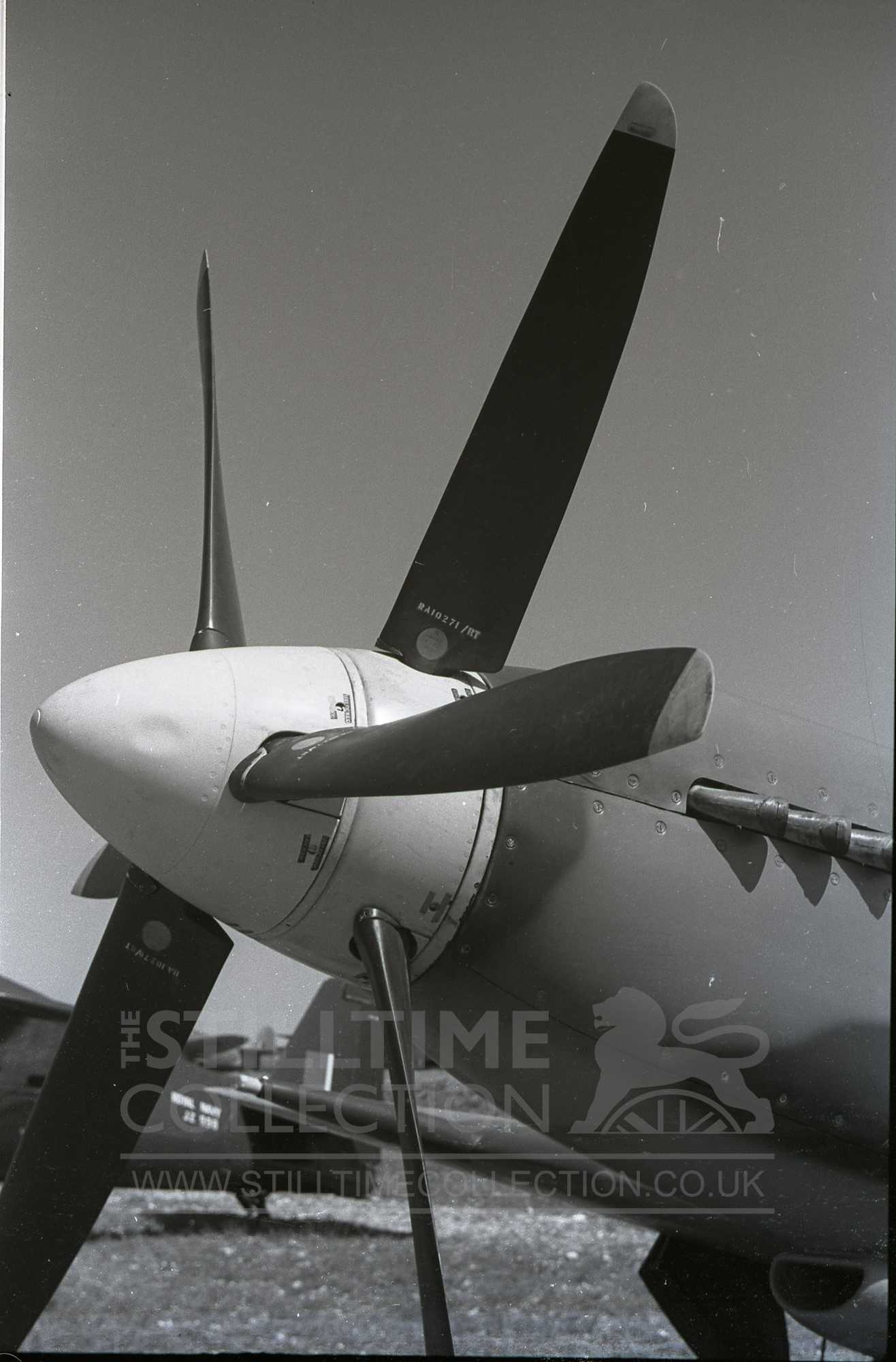 tpt transport air aero military soldier war raf boscombe down south ww2 ...