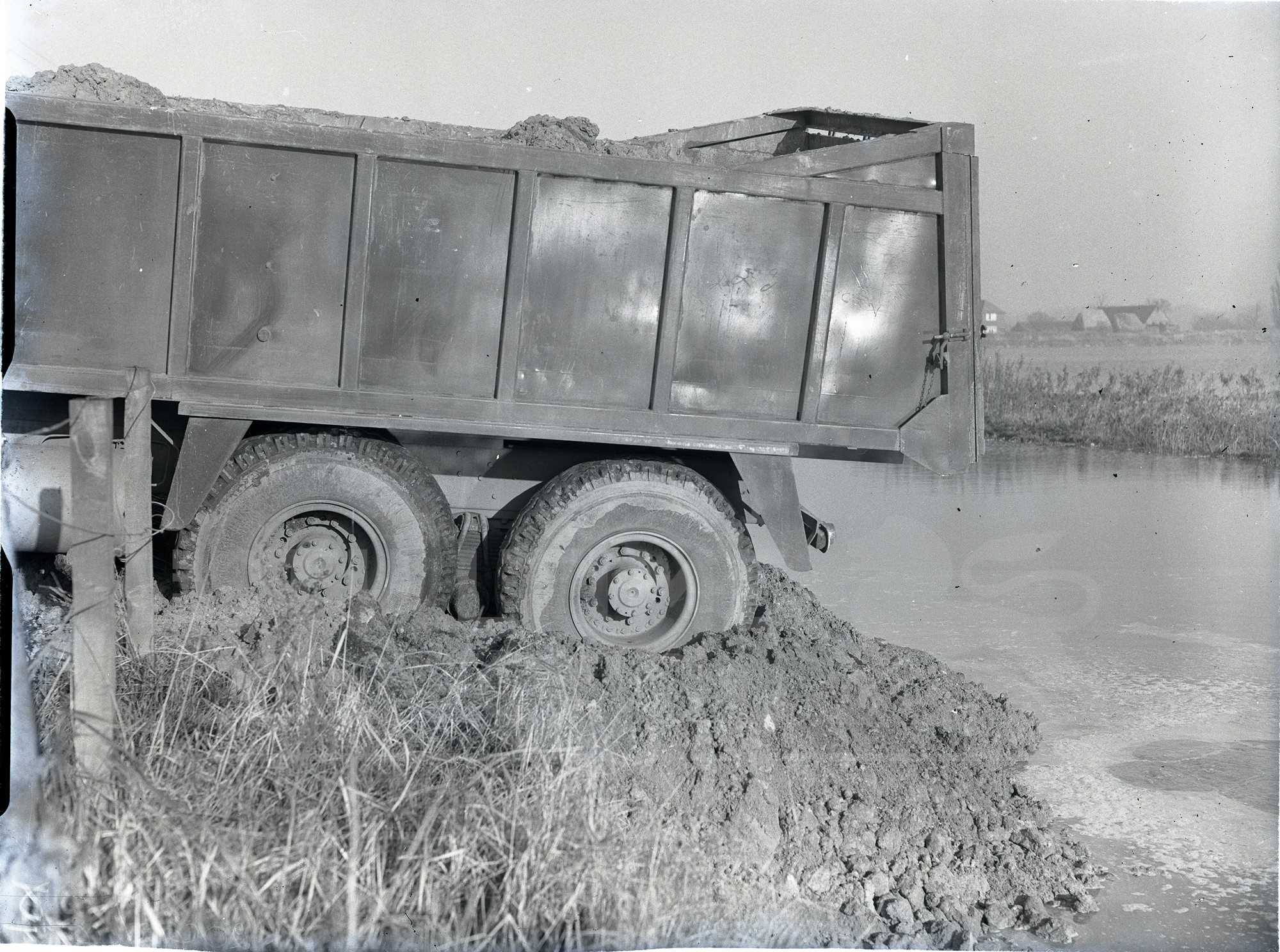 tpt transport truck lorry wagon austin foden dodge tipper fw brown ...