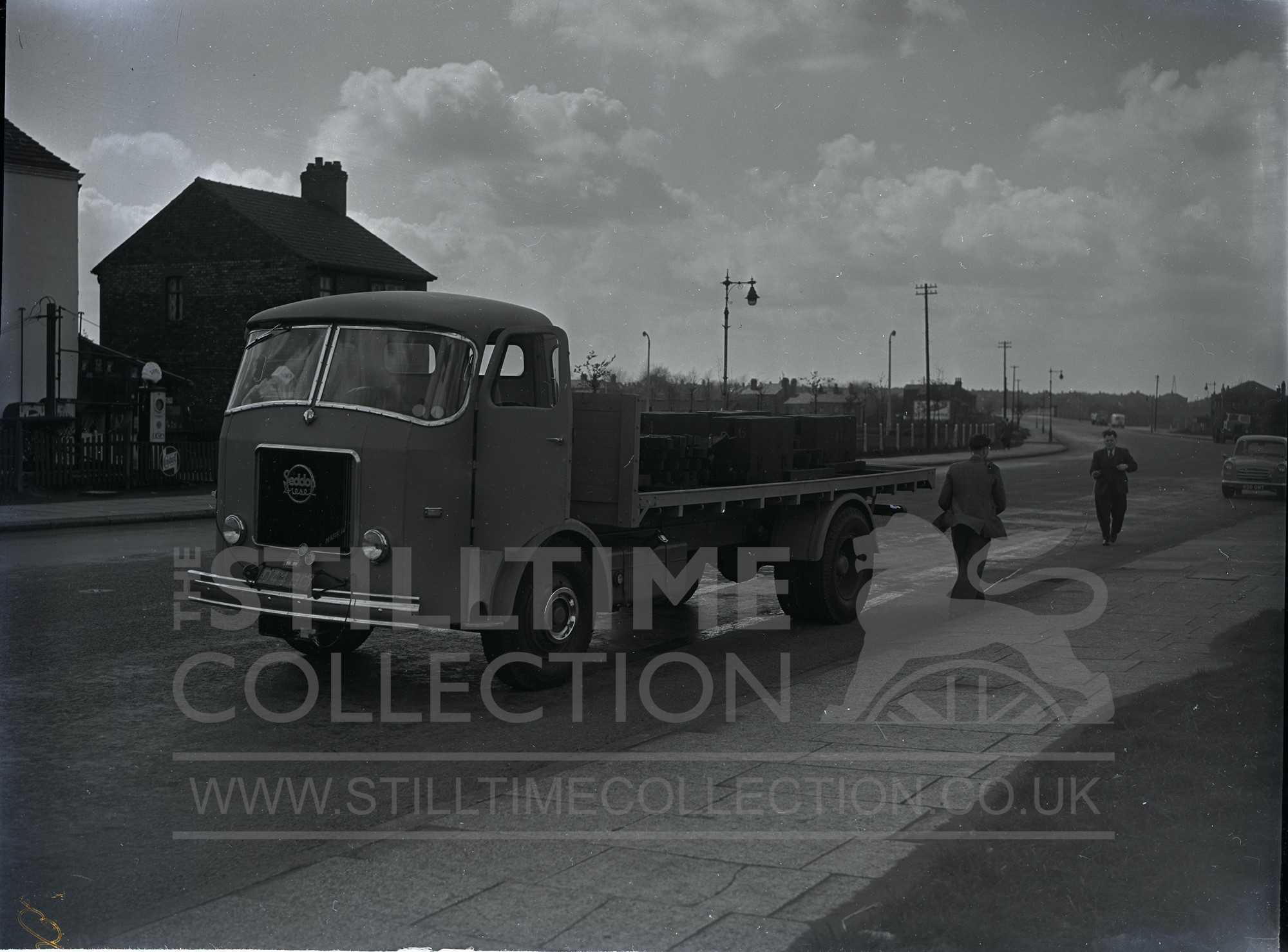 tpt transport truck lorry wagon seddon place area scene scenery ...