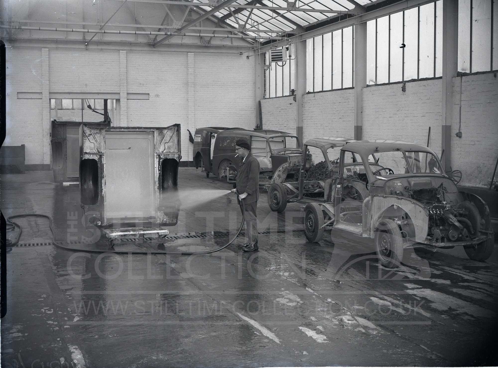 tpt transport truck lorry wagon van minivan gpo post mail office wksp ...