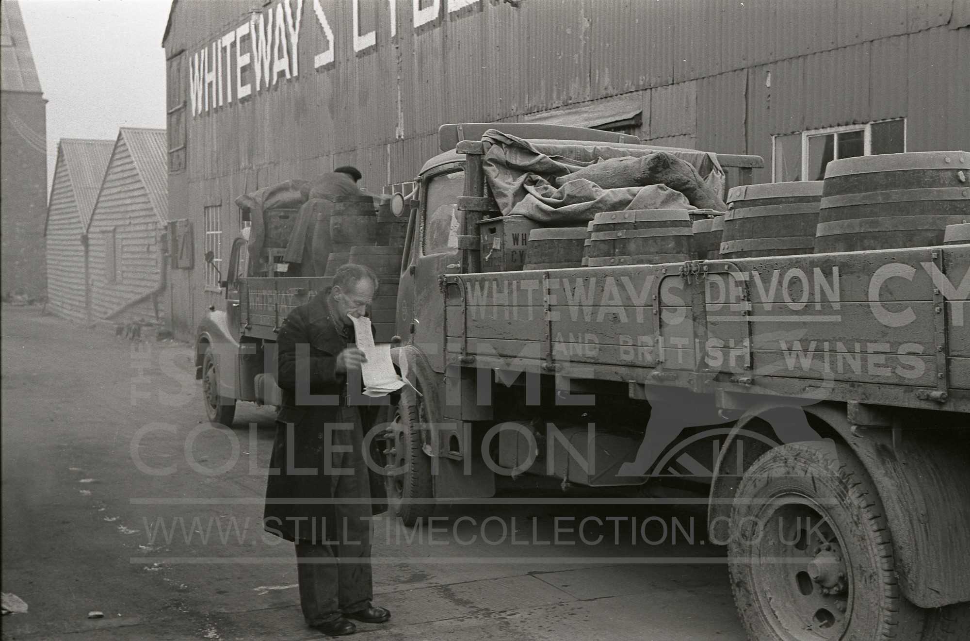 tpt transport truck lorry wagon guy man boy male austin morris ...