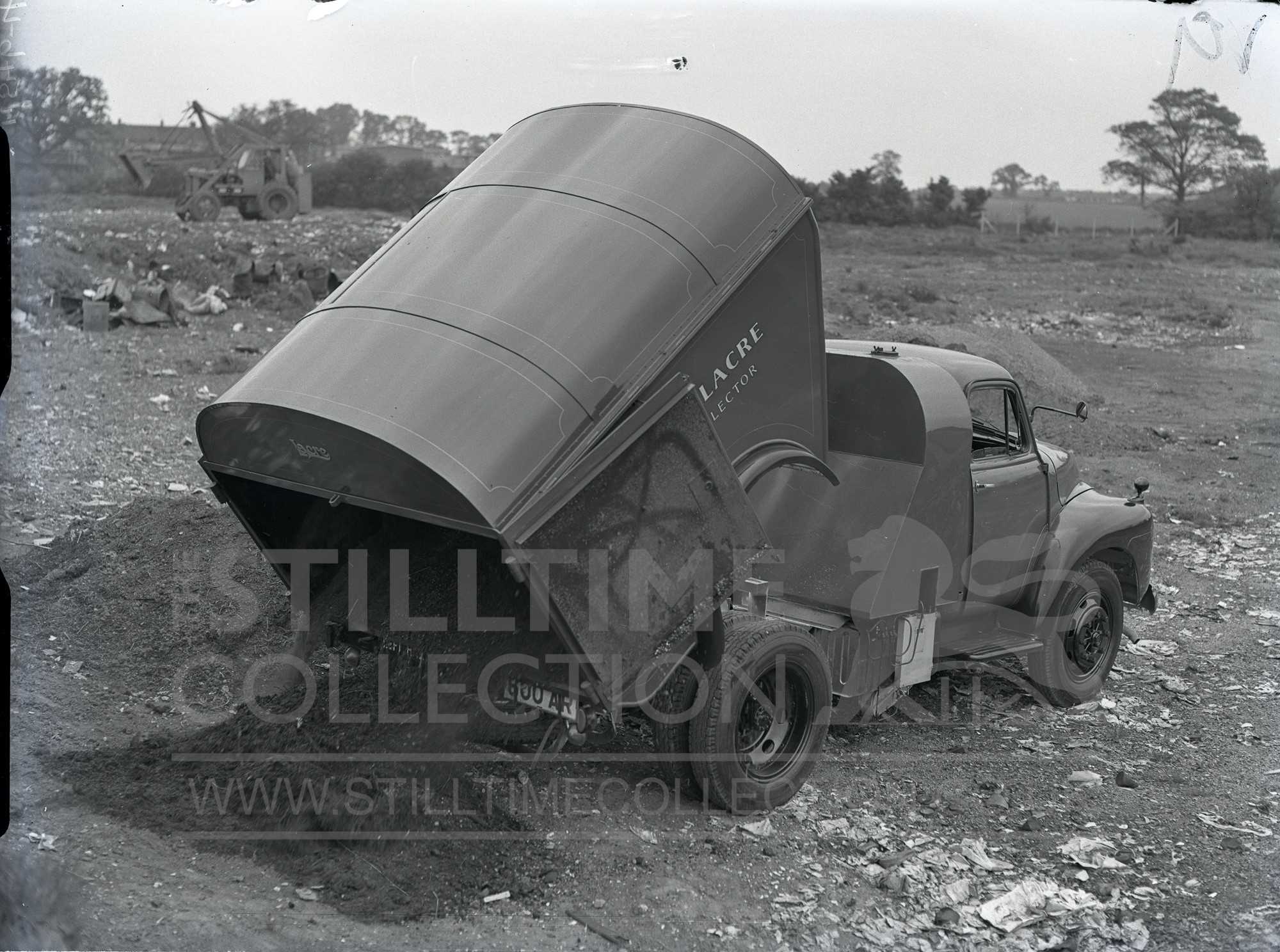 tpt transport truck lorry wagon bedford lacre road carriageway lane ...