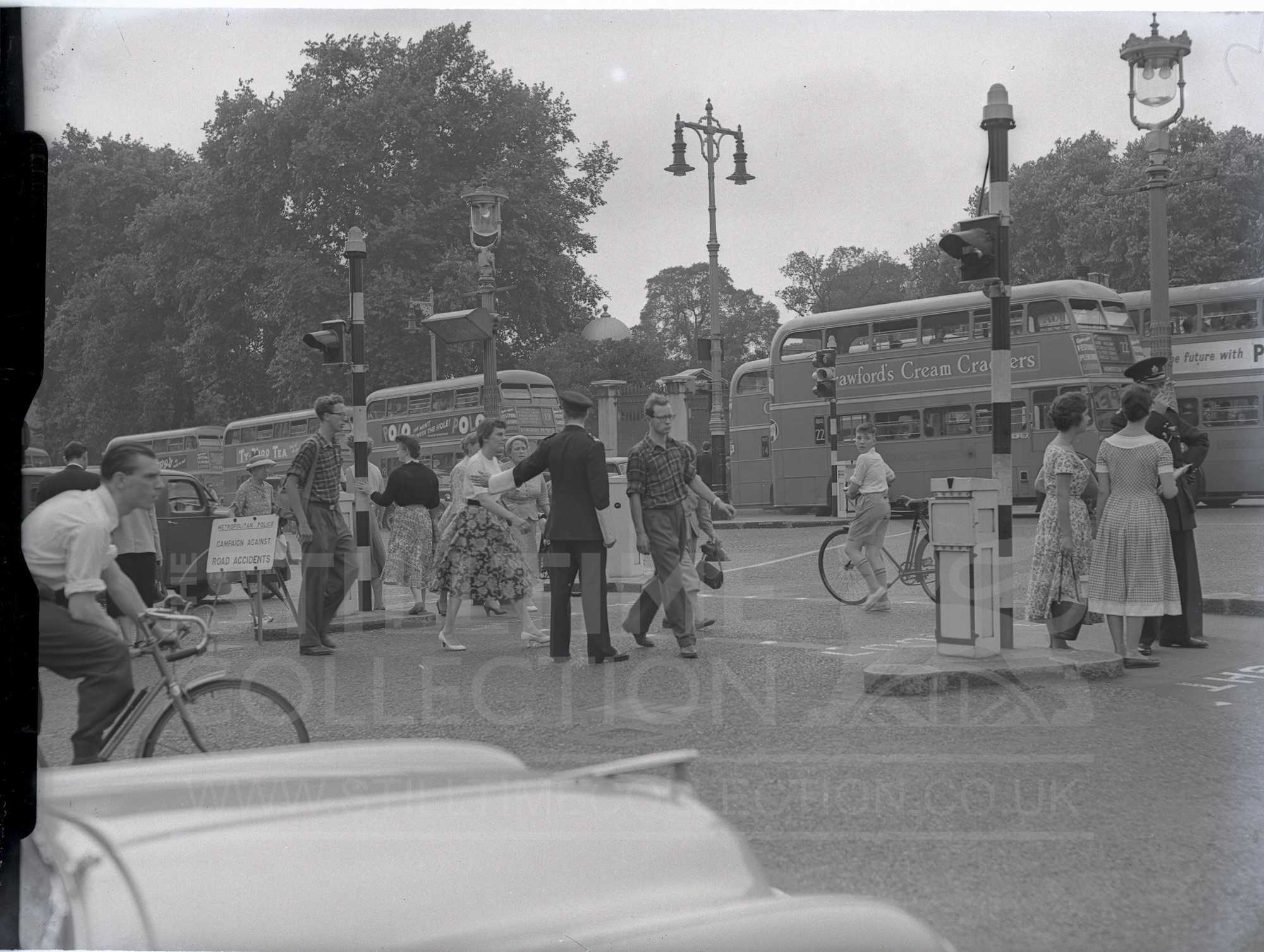 police plod policeman copper cop courtesy patrol hyde park corner ...