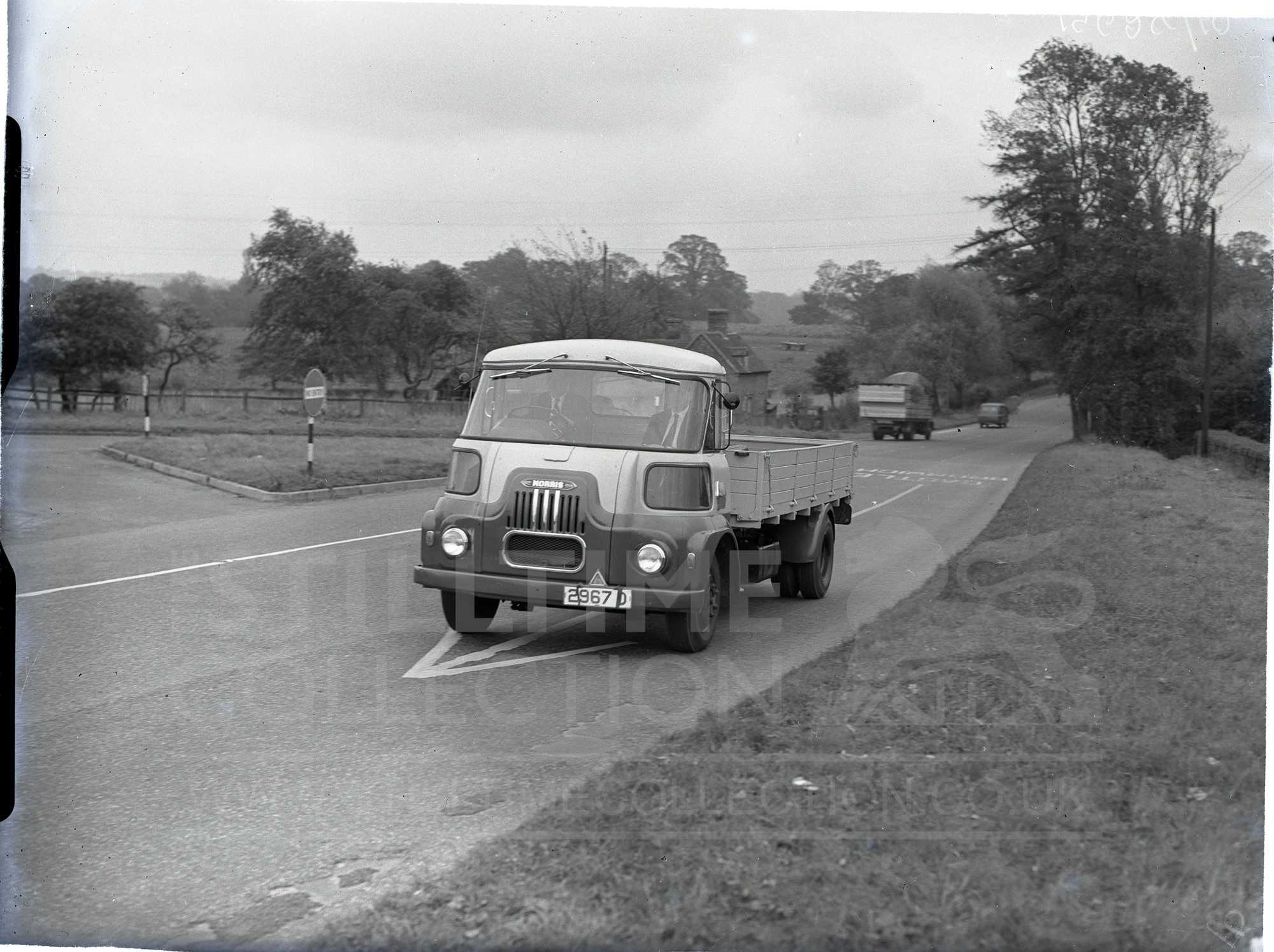 tpt transport truck lorry wagon bmc morris commercial fg 3 three ton ...