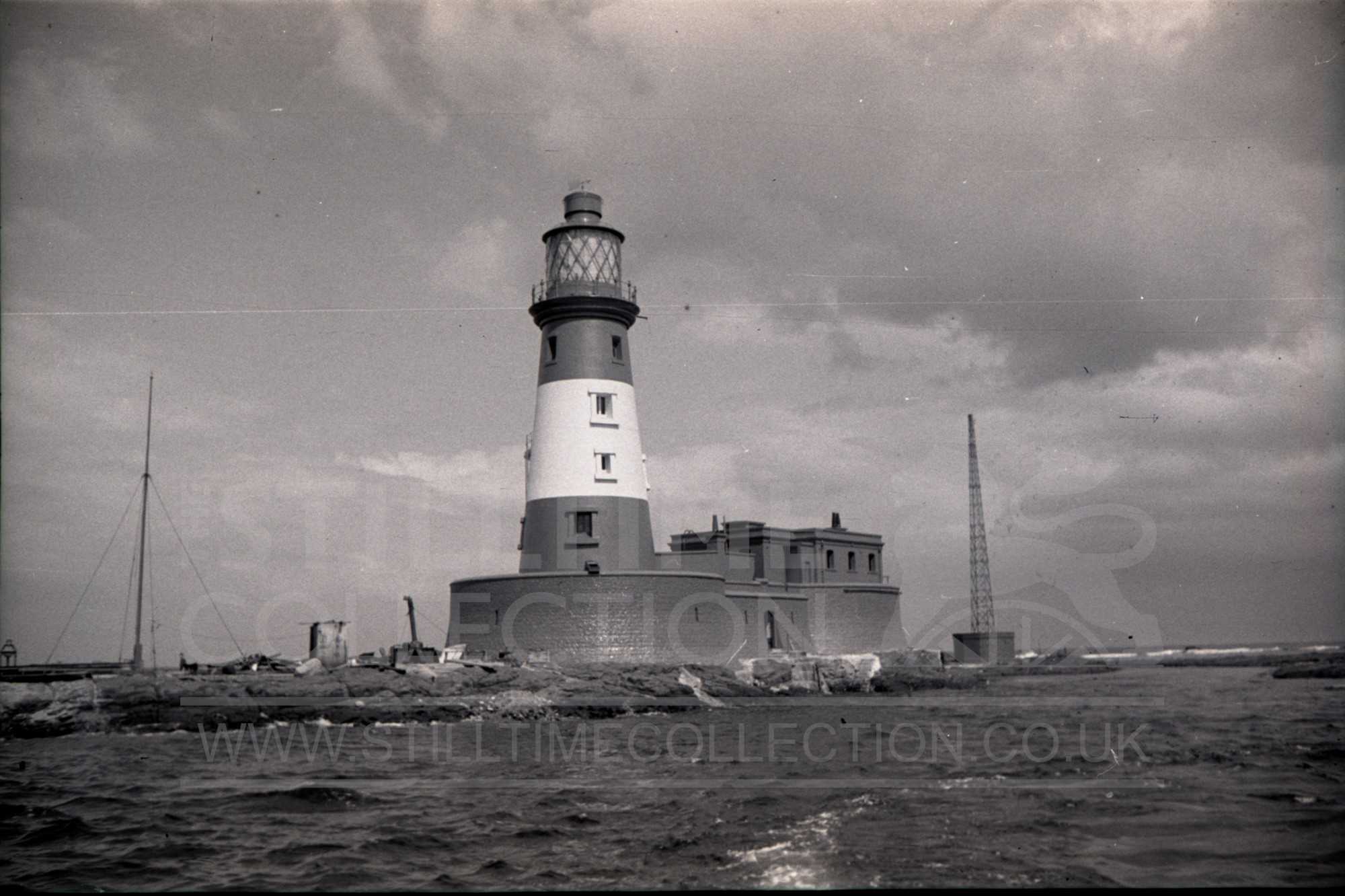 longstone lighthouse off northumberland coast | The Stilltime Collection
