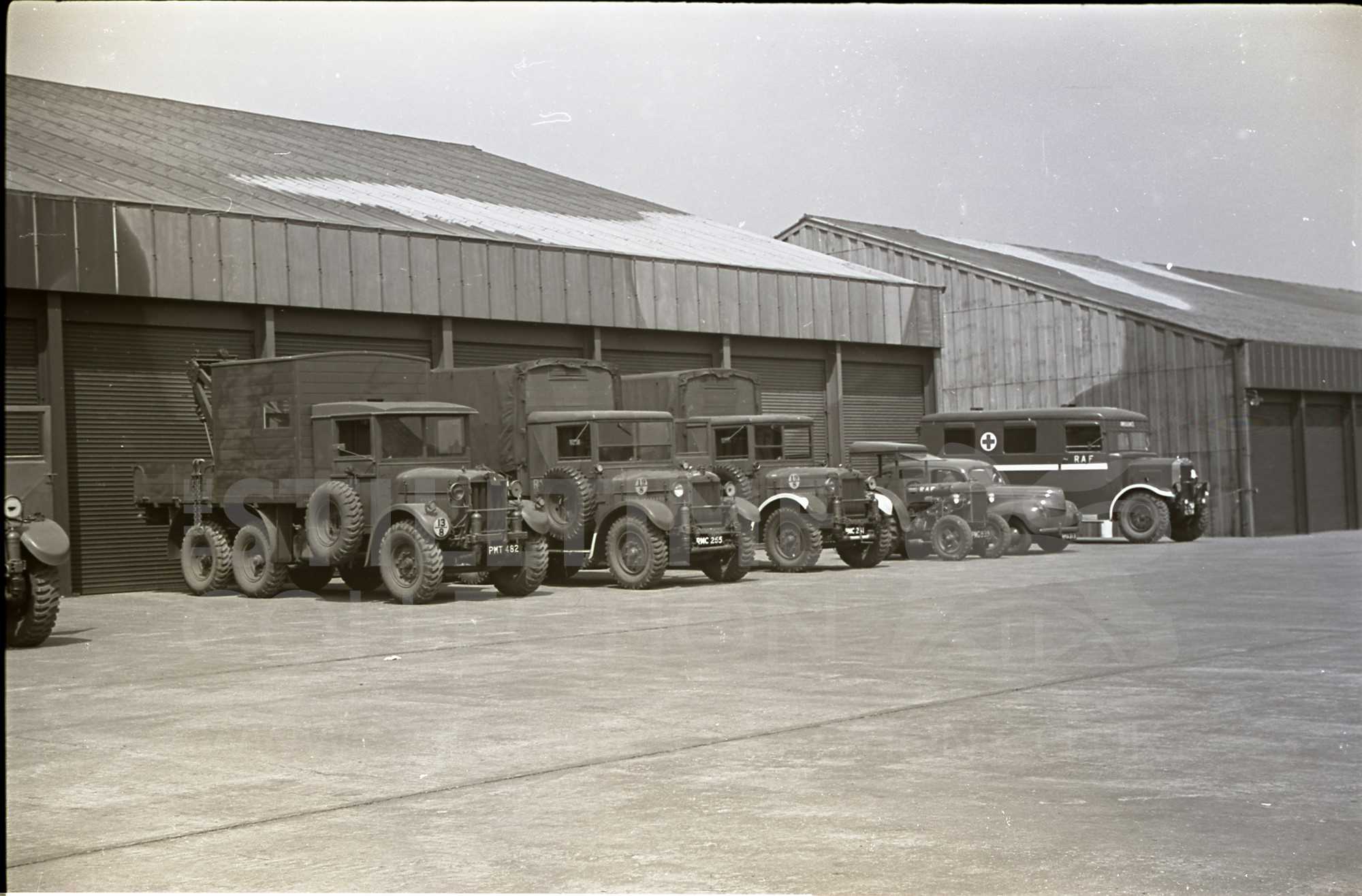 tpt transport truck lorry wagon war fighting fight battle soldier ww2 ...
