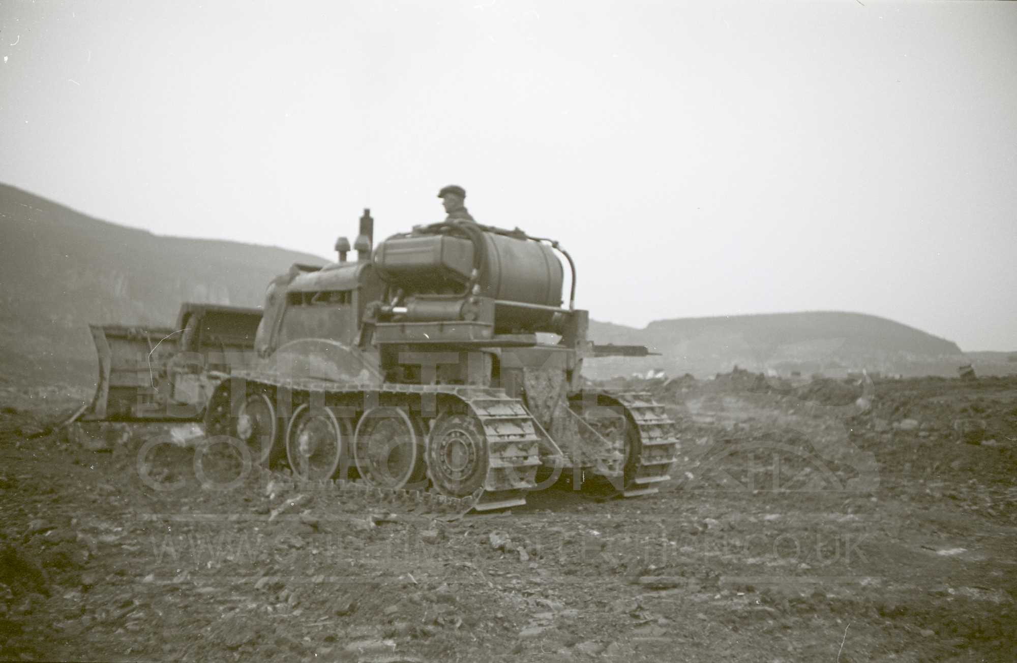 plant excavator dozer vickers at scotstown open cast coal mine heddon ...