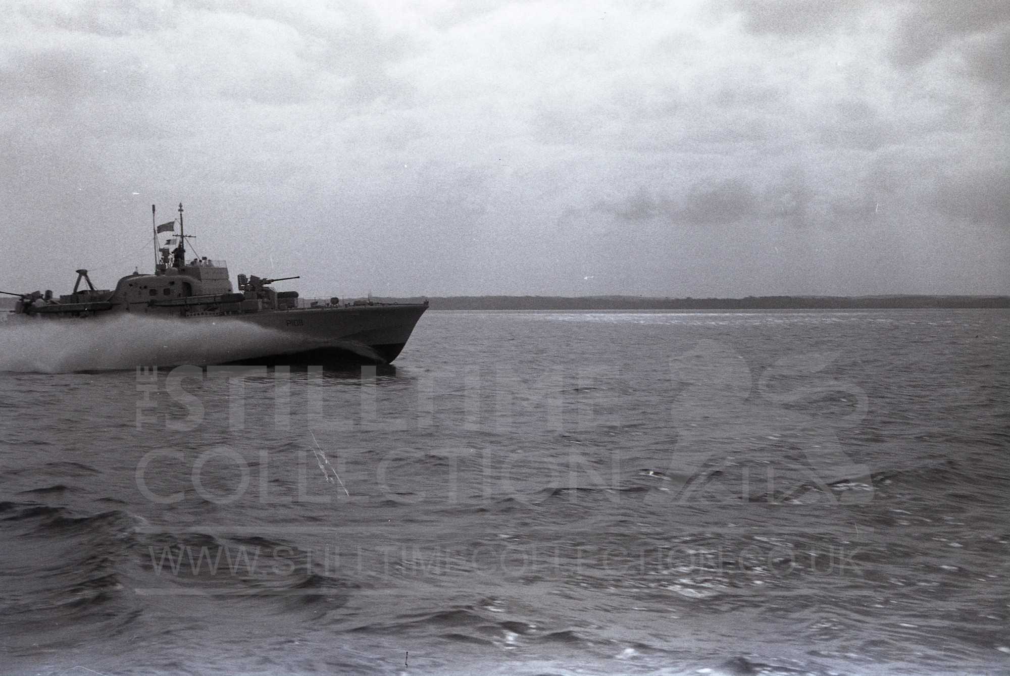 tpt ship mtb torpedo boat fast patrol boat gas turbine warship hms ...