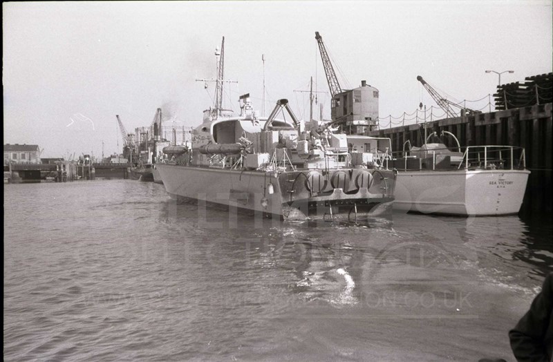 tpt ship mtb torpedo boat fast patrol boat gas turbine warship hms ...
