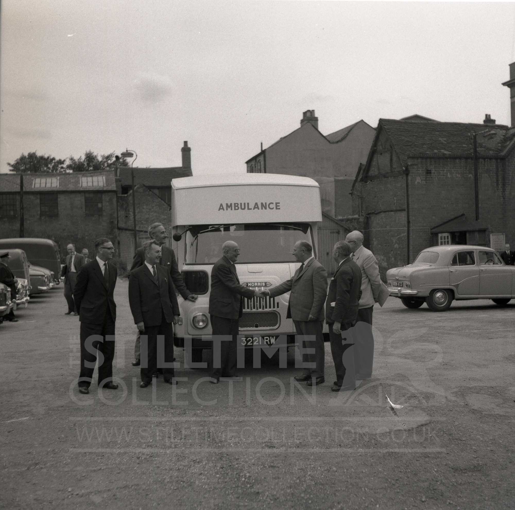 tpt bus ambulance for handicapped children morris commercial tail lift ...