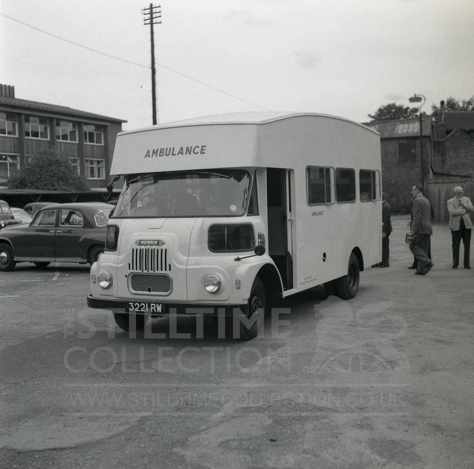 tpt bus ambulance for handicapped children morris commercial tail lift ...