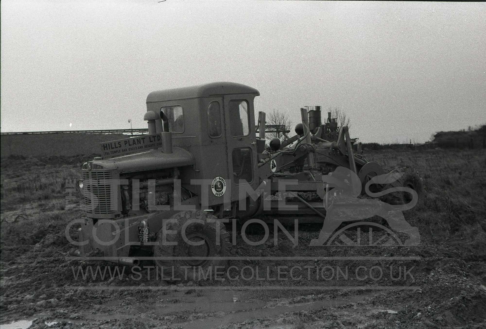 plant bulldozer earth moving digger demonstration bedfont | The ...