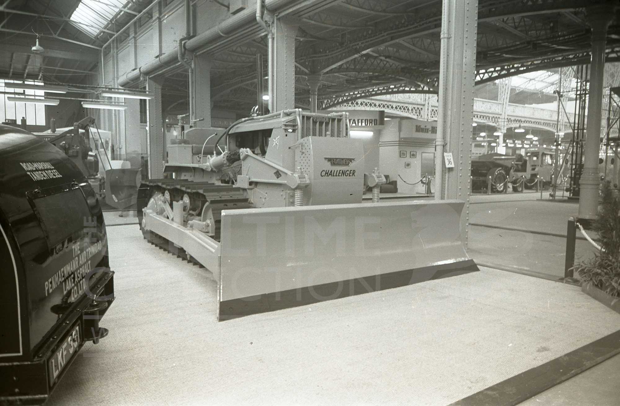 plant excavator tractor bulldozer public works and municipal exhibition ...