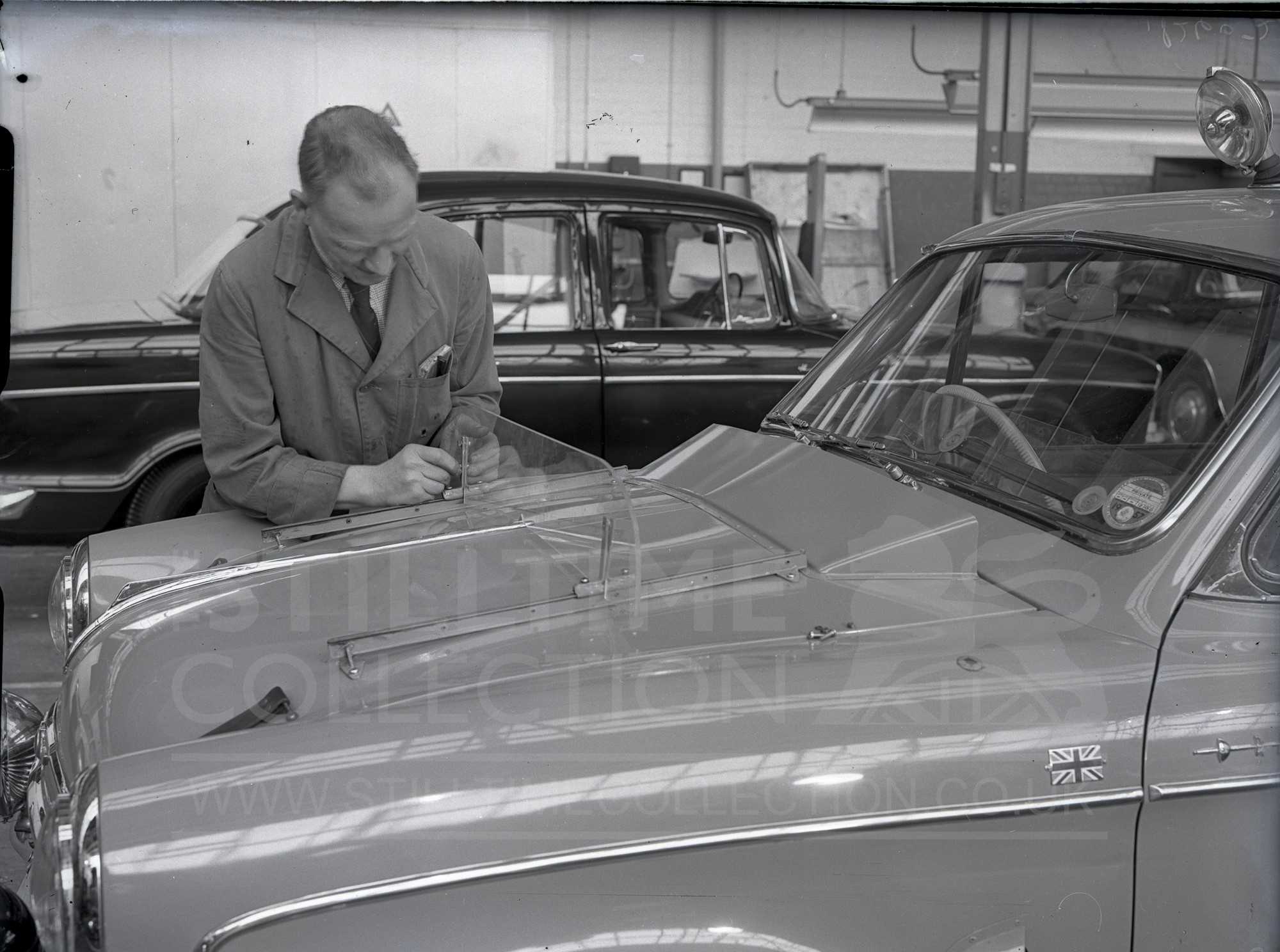 tpt car rootes group preparation for monte carlo rally sunbeam rapier ...